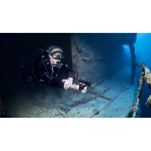 Beginner's Guide to Wreck Diving: Explore Sunken Treasures with SDI